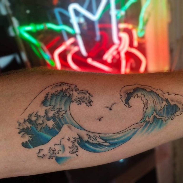 Tatuajes De Olas: Las Orientaciones Contemporáneas Para Los Tatuajes De ...